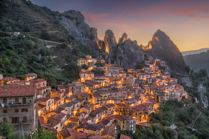12 Best Places to Visit in Basilicata, Italy (with Map) – Tour Information